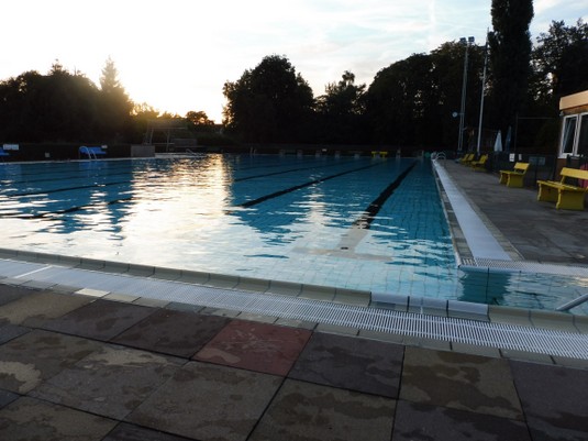 Rund um's Bad - RSV Schwimmen