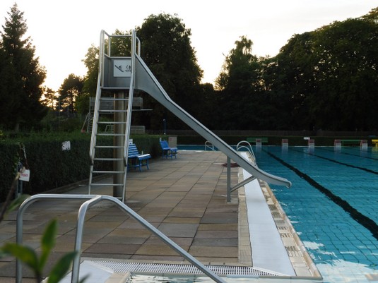 Rund um's Bad - RSV Schwimmen